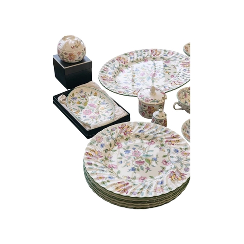 Minton - Haddon Hall - A 20th century vintage Mintons tea and dinner ...