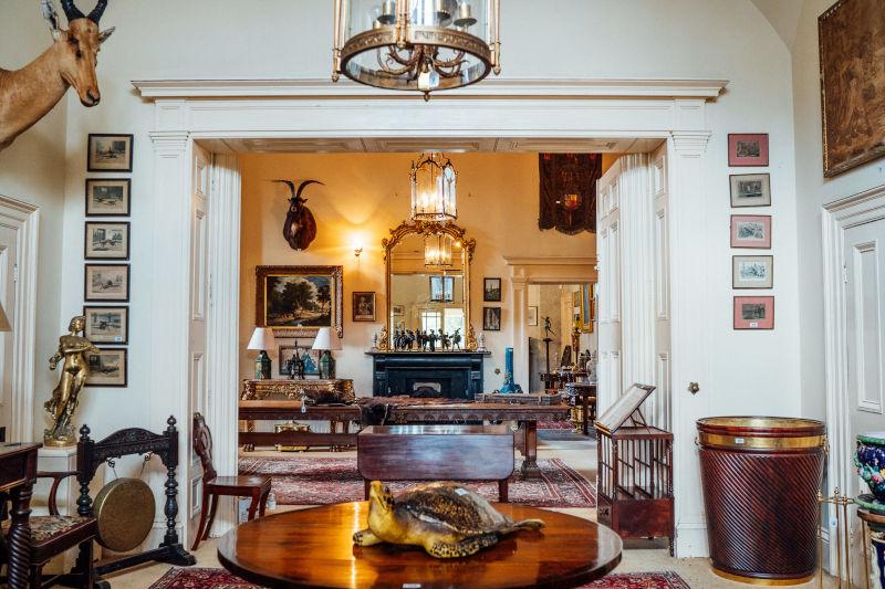 Live Bidding | Victor Mee Auctions